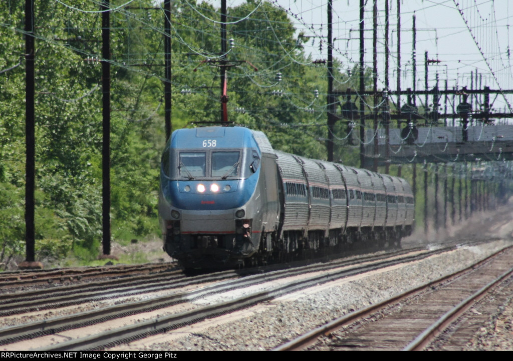 Amtrak train 141(18)